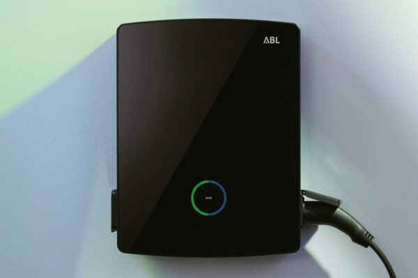ABL präsentiert seine neue Wallbox-Generation | ElektroWirtschaft